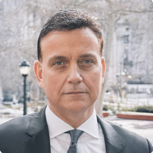 Orthopedic & Sports Medicine Specialist – Dr. Evan Argintar